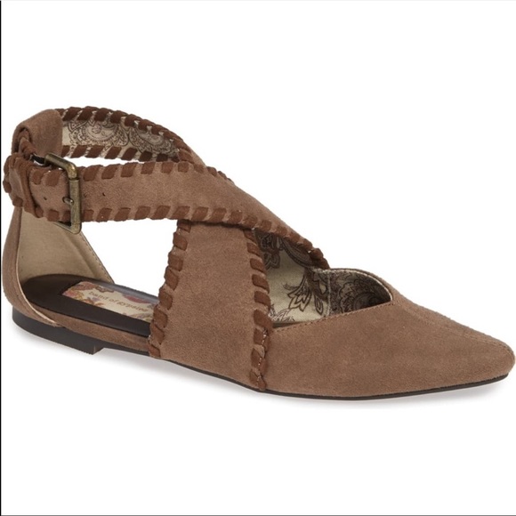 Band of Gypsies | Shoes | Band Of Gypsies Dusty Flat | Poshmark